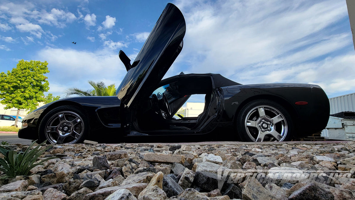 Chevrolet Corvette C5 from California featuring Vertical Doors, Inc. v
